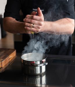 Chef Des Harris on the Benefits of Induction - UnserHaus